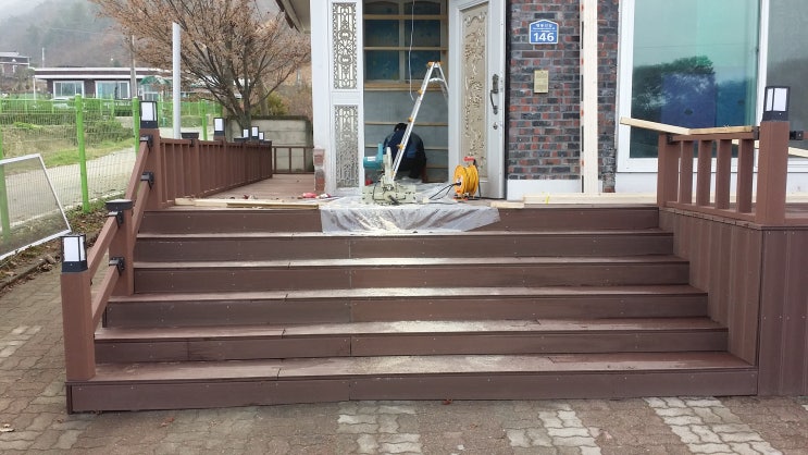 원주 문막읍 전원주택 테라스 합성목재데크 및 휀스 루바 어닝 시공완료 네이버 블로그