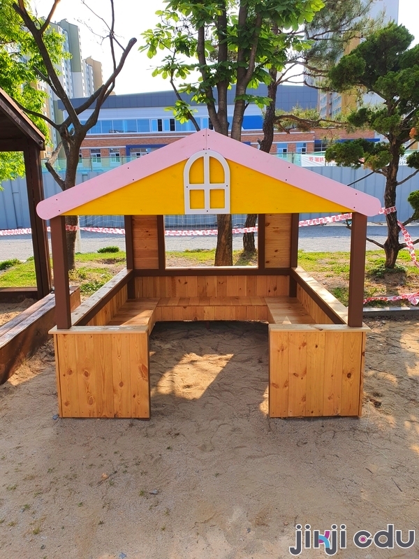 ♥개신초등학교병설유치원벤치형파고라플레이하우스 모래놀이터 벤치형정자 벤치형파고라 유치원실외용원목하우스 유치원플레이하우스 유치원모래